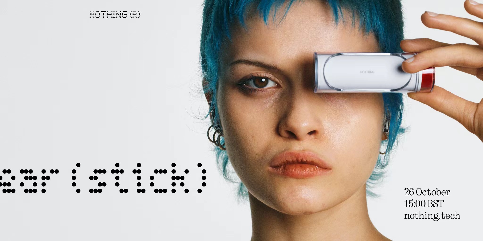 透明更有科技感？Nothing发布新款无线耳机：灵感来自口红 - 雷科技