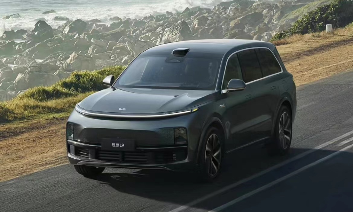 销量要起飞？理想L9第一万辆量产车下线：创行业新纪录 - 雷科技