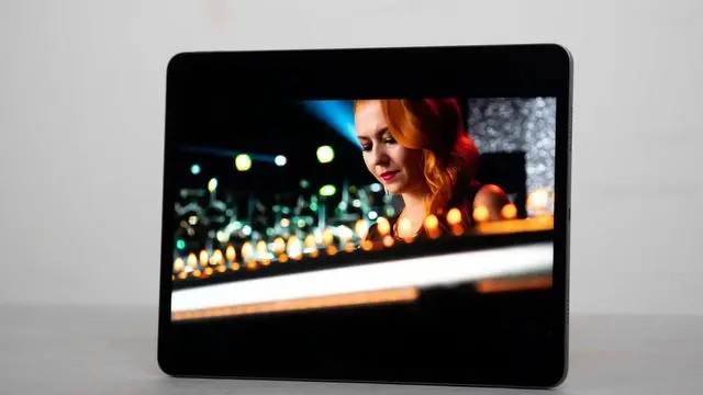 显示技术狂卷AWE：MicroLED战未来，OLED制霸江湖 - 雷科技