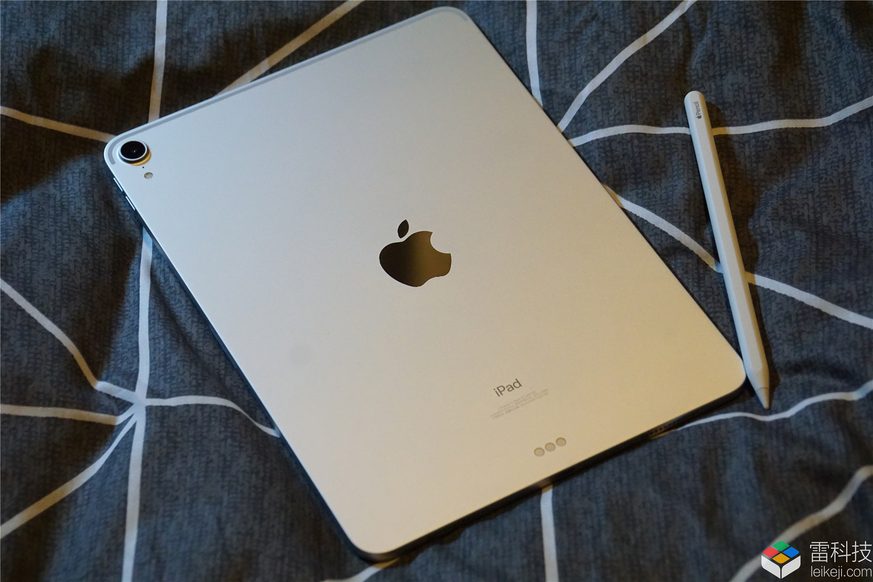 苹果iPad Pro 2018评测：专业旗舰平板的终极形态？ - 雷科技