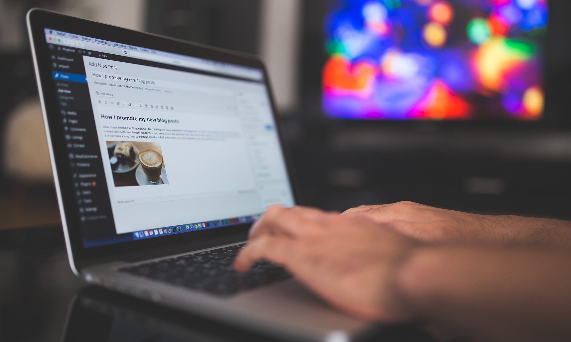 38核GPU！苹果M2 Max曝光：性能强到爆 - 雷科技