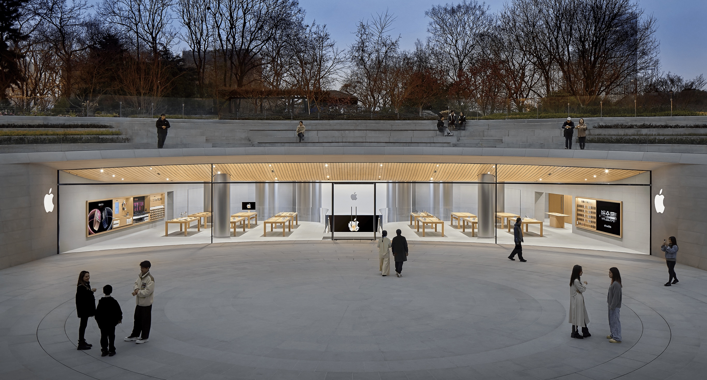 Apple Store Max上海开业！苹果醉翁之意不在卖货？ - 雷科技