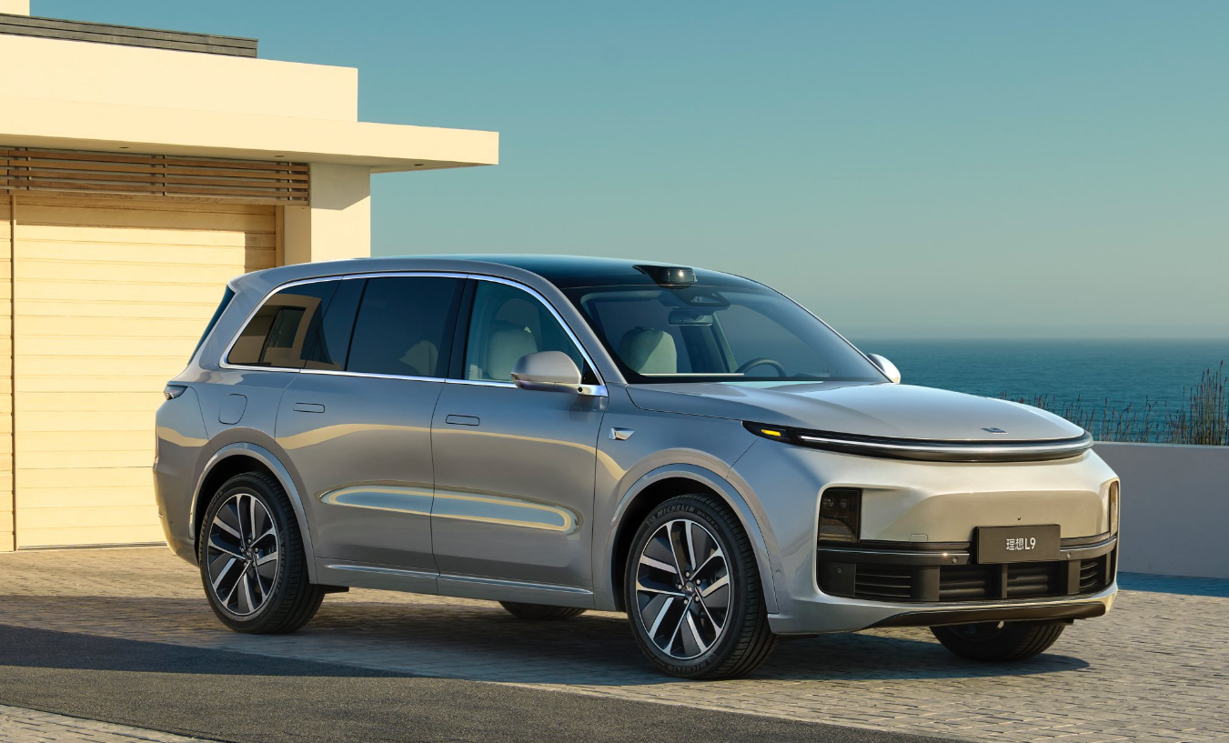 跃居全球第二！理想L9单月销量破万：远超奔驰GLS、宝马X7 - 雷科技