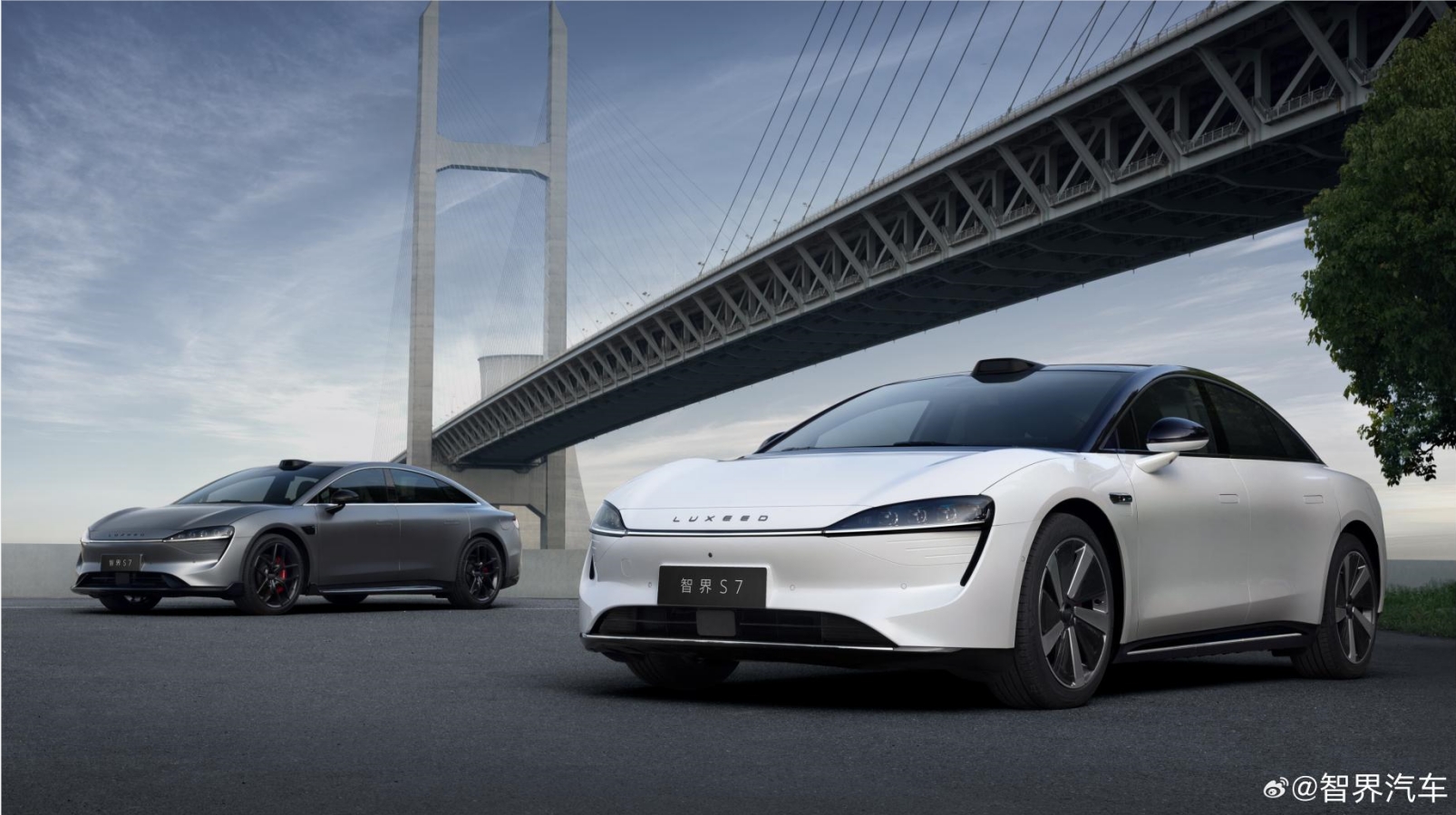 比问界新M7还猛！智界S7两天订单破万台，特斯拉慌了吗 - 雷科技